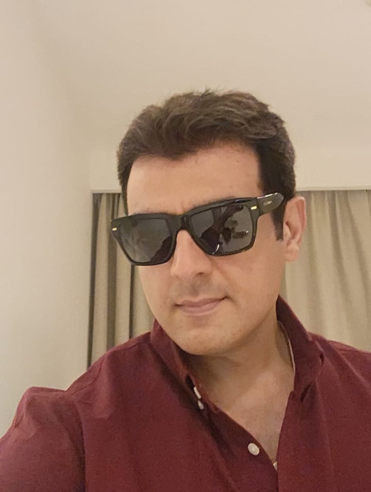 ajith clean shave new look photo goes viral