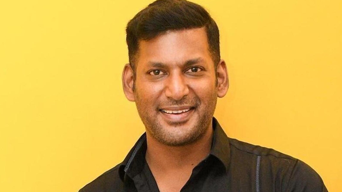 actor Vishal admitted to hospital