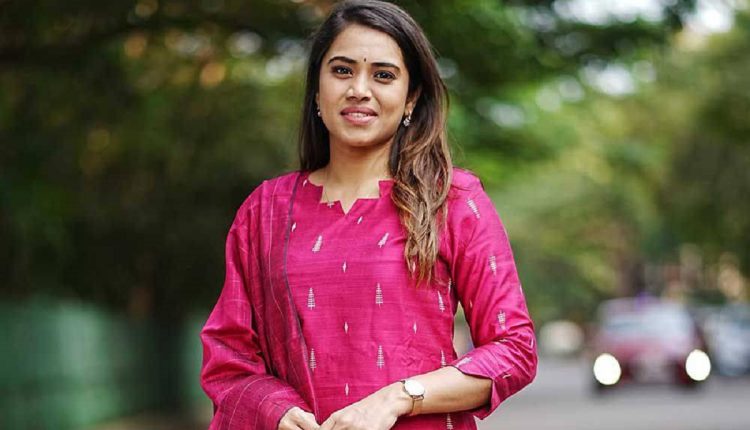 Sindhu Bhairavi serial actress Aarti Subhash introduced her lover ...